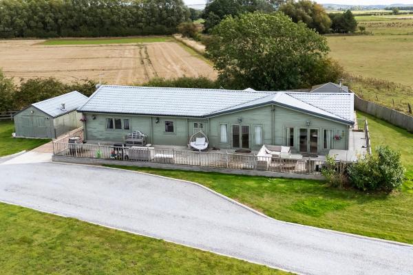 Sleeps6- Hot Tub- Pet Friendly- Log Burner - Pocklington