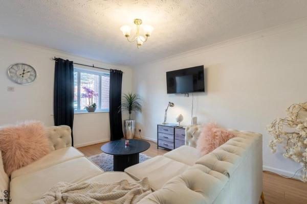Cosy 2 Br Home - 8 Mins From City Centre - Free Parking - 4gc - イギリス マンチェスター