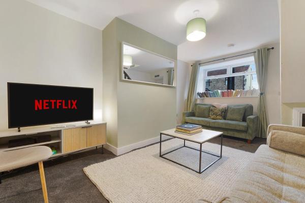 New! 2br In Front Street - Durham