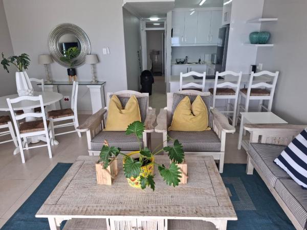 Bronze Bay 16 - uMhlanga