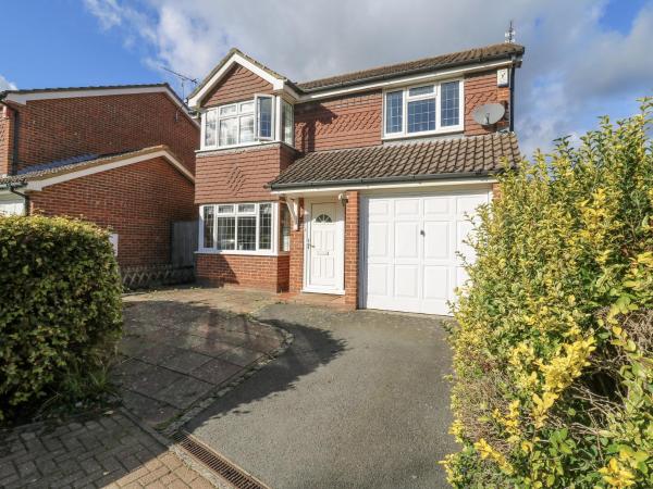 32 Abbey Gardens - Canterbury