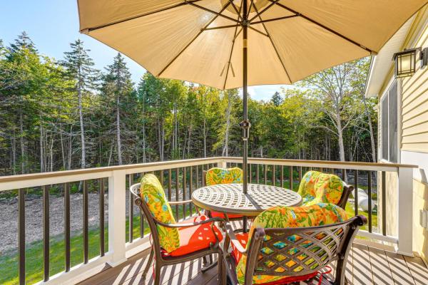 2 Mi To Grimes Cove! 2-story Unit On 3 Acres - Boothbay, ME