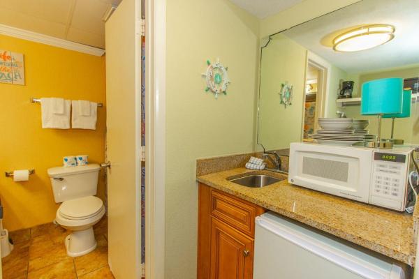 Oceanview Studio - 3rd Floor At Grande Cayman Resort! 317 - Mount Pleasant, SC