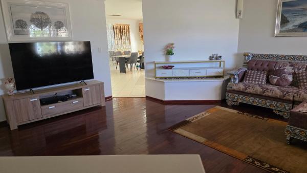 Room In Darch - Perth