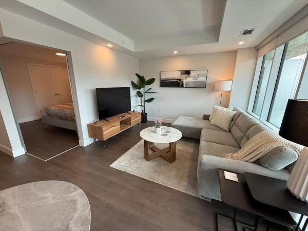 Bright Spotless And Modern 1 Br With Gym - Halifax