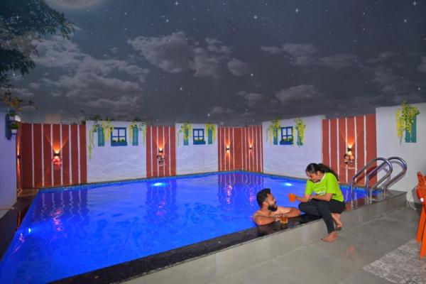 Ll Empyrean Stay Ll Airawat Villa Ll 2bhk Llac Ll Private Pool Ll Luxe Ll - Maharashtra