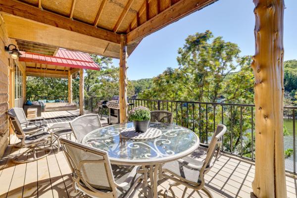 Grand Lake Waterfront Getaway With Boat Slip! - Disney, OK