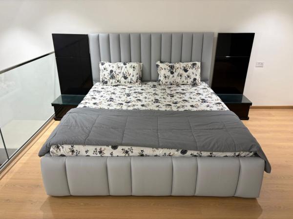 House Of Sukoon, 14th Floor Skyline Duplex - Manesar