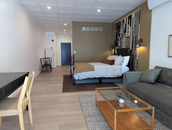 The Optimist Guesthouse | 3 - Camden, ME