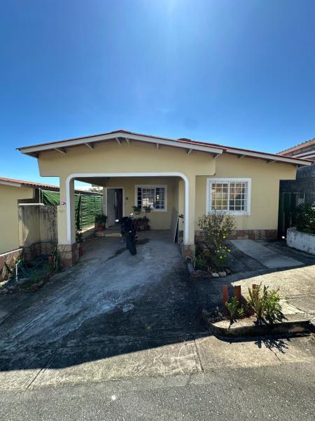 Habitacion Amoblada Frente Al 99 De Brisas Del Golf Arraijan - Panama