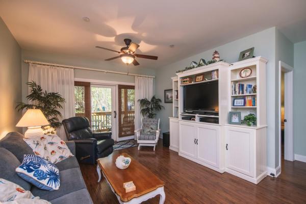 335 Palmetto Walk - Locke Nest Iii - Edisto Island, SC