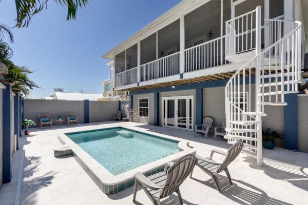Mango Margarita- Beach Home With Pool Sleeps 12 - Fort Myers Beach, FL