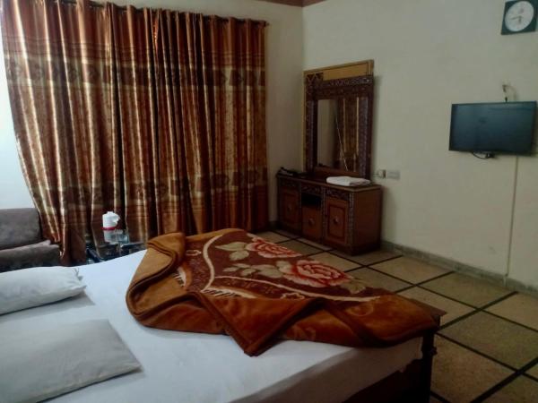 New Moon Soon Hotel - Lahore