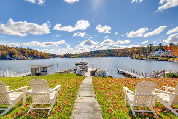 Scenic Waterfront Home With Dock On Lake Winola! - Lake Winola, PA