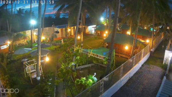 Joyful Paradise Beach Resort - Lian