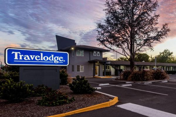 Travelodge By Wyndham Santa Rosa Wine Country - Calistoga, CA