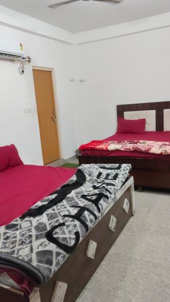 Shri Kalyan Dham - Vrindavan