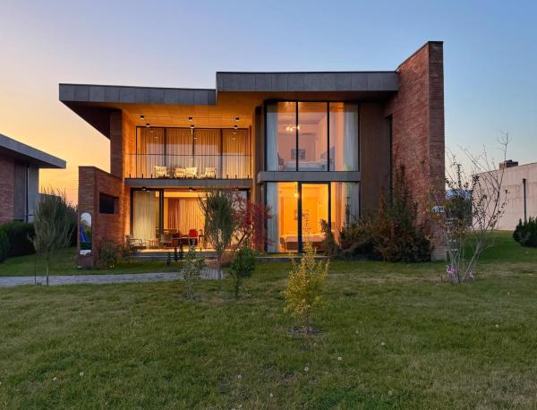 Villa N40 - Georgien