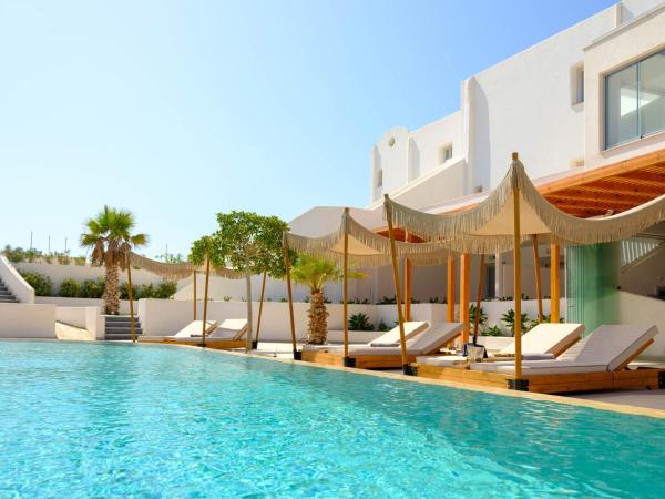 Safrani Suites - Santorini