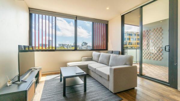 Modern Gem 3b Prime Central Above Shopping Centre - Surry Hills