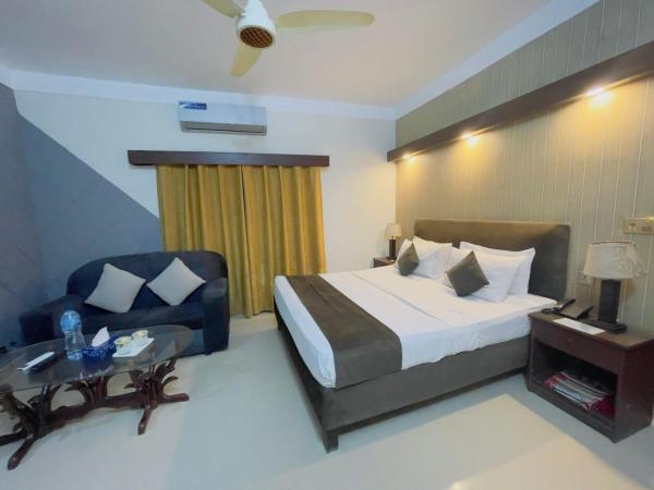 Royal Ilva Hotel - Lahore