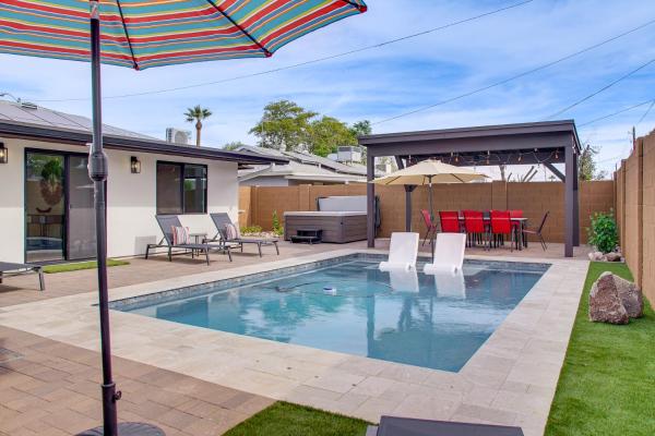 Pool And Hot Tub! Old Town Scottsdale Oasis - Scottsdale, AZ