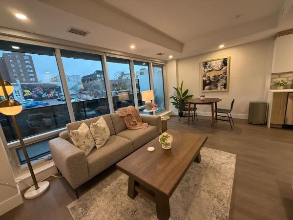 Modern And Chic One Bedroom Apartment In Downtown - Nova Scotia