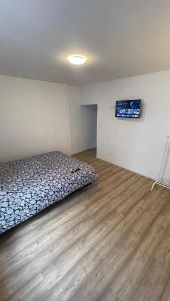 Studio F Lumineux Refait à Neuf - Macey