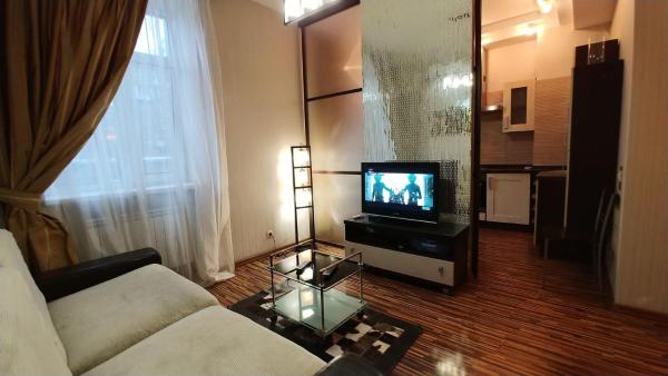 A Comfortable Two-room Apartment In The Center - Kiev