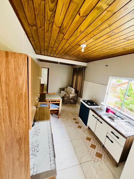 Casa Temporada B Sul Ilha Próximo Praia Aeroporto - フロリアノポリス
