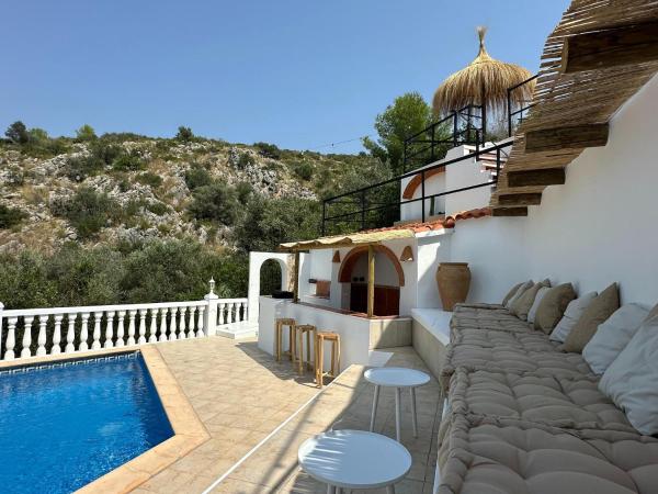 Beautiful Villa With Pool And Stunning View - Pedreguer