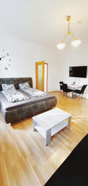 Bright & Comfortable 2br Apartment By Enkplatz U3 - 