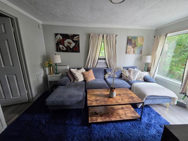 Great Little House In Woodmere Beachwood Orange - Chagrin Falls, OH