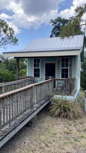 Lakefront Cabin Rental In Bradenton, Florida - Sarasota, FL