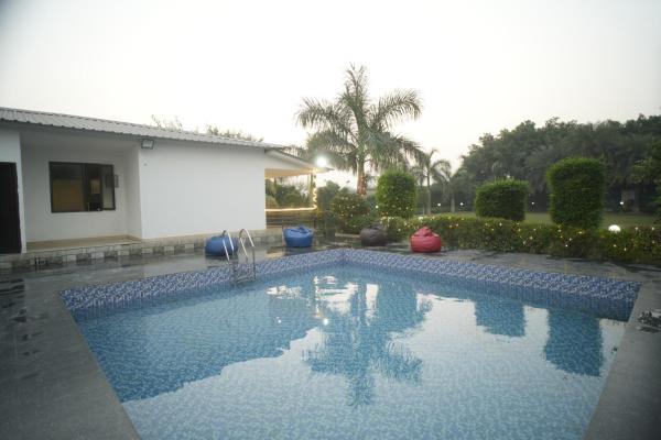 Blue Heaven Farm Villa - Faridabad