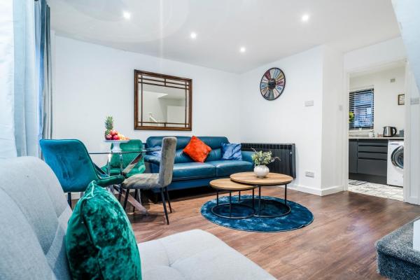 Entire House Private Garden, Free Wi-fi And Parking - Nottingham