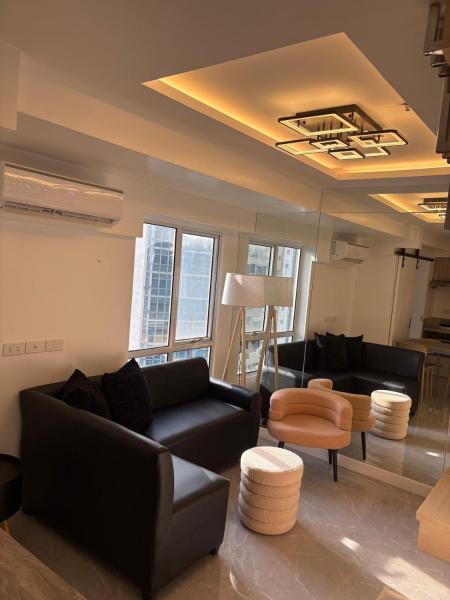 3br Golf View In Fort Victoria Bgc - Taguig