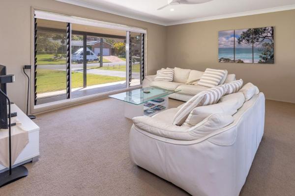 32 Colliton Parade - Forster