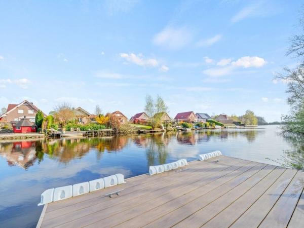 Holiday Apartment With 2 Bedrooms - Moormerland