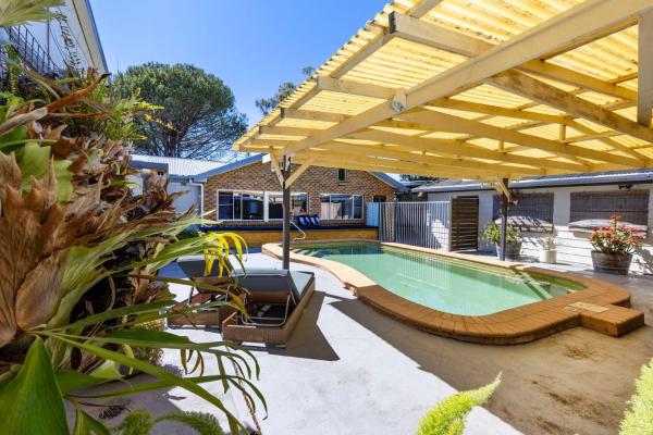 Gone Coastal - Pet Friendly With Swimming Pool - Callala Bay