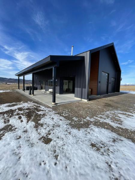 Star Valley Barndominium Unit A - Wyoming
