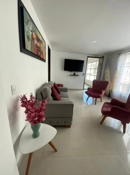 Confort Y Ubicación Central - Apartamento En Bucaramanga - 2 Habitaciones - Bucaramanga