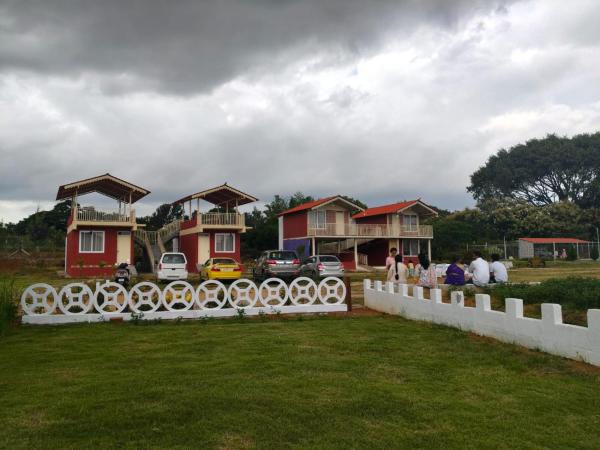 Anjanadri Lakeview Gardens - Sapthashree Nivasa - Bangalore