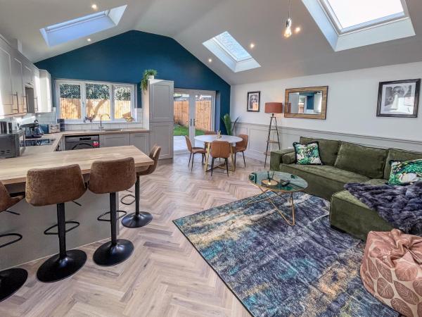 Luxury 2 Bed New-build House Near Science & Business Parks - Cambridge