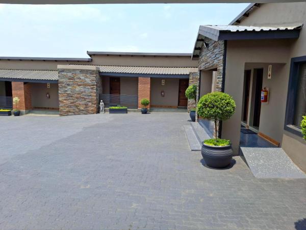 Balalaika Boutique Lodge - Thohoyandou