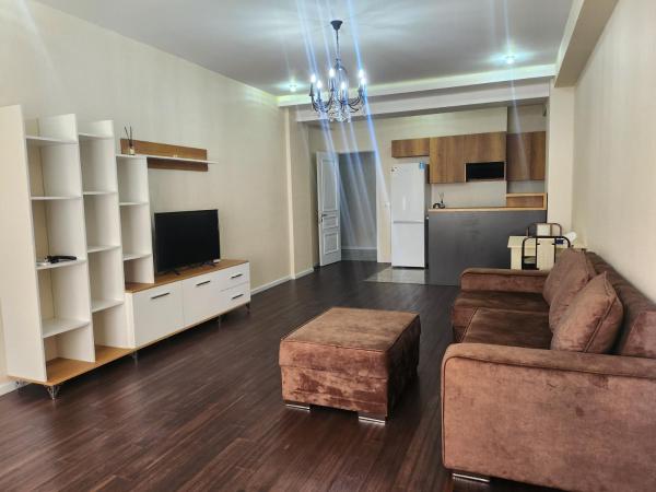 Daily Apartment In Downtown Baku - Baku