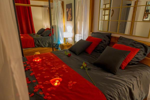 Suite Romantique La Maison De Flora Spa Intérieur, Jardin Et Lit King Size - Parc national des Cévennes