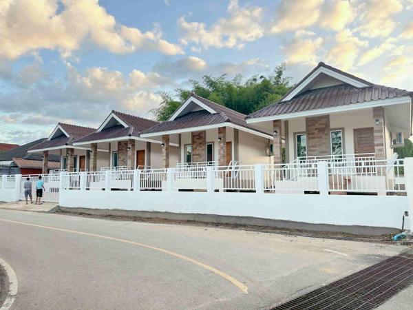 บ้านครูแนนปาย - Thailand