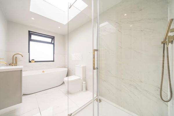 Juliet Balcony Room - Bromley