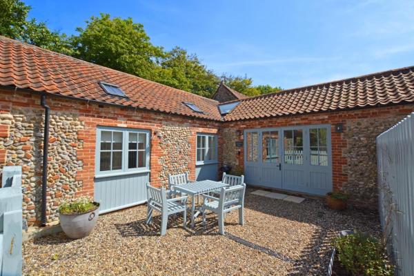 Simons Barn - Blakeney